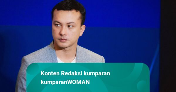Pendarnya Sempat Redup, Bros Kembali Jadi Tren Perhiasan di 2024 | kumparan.com